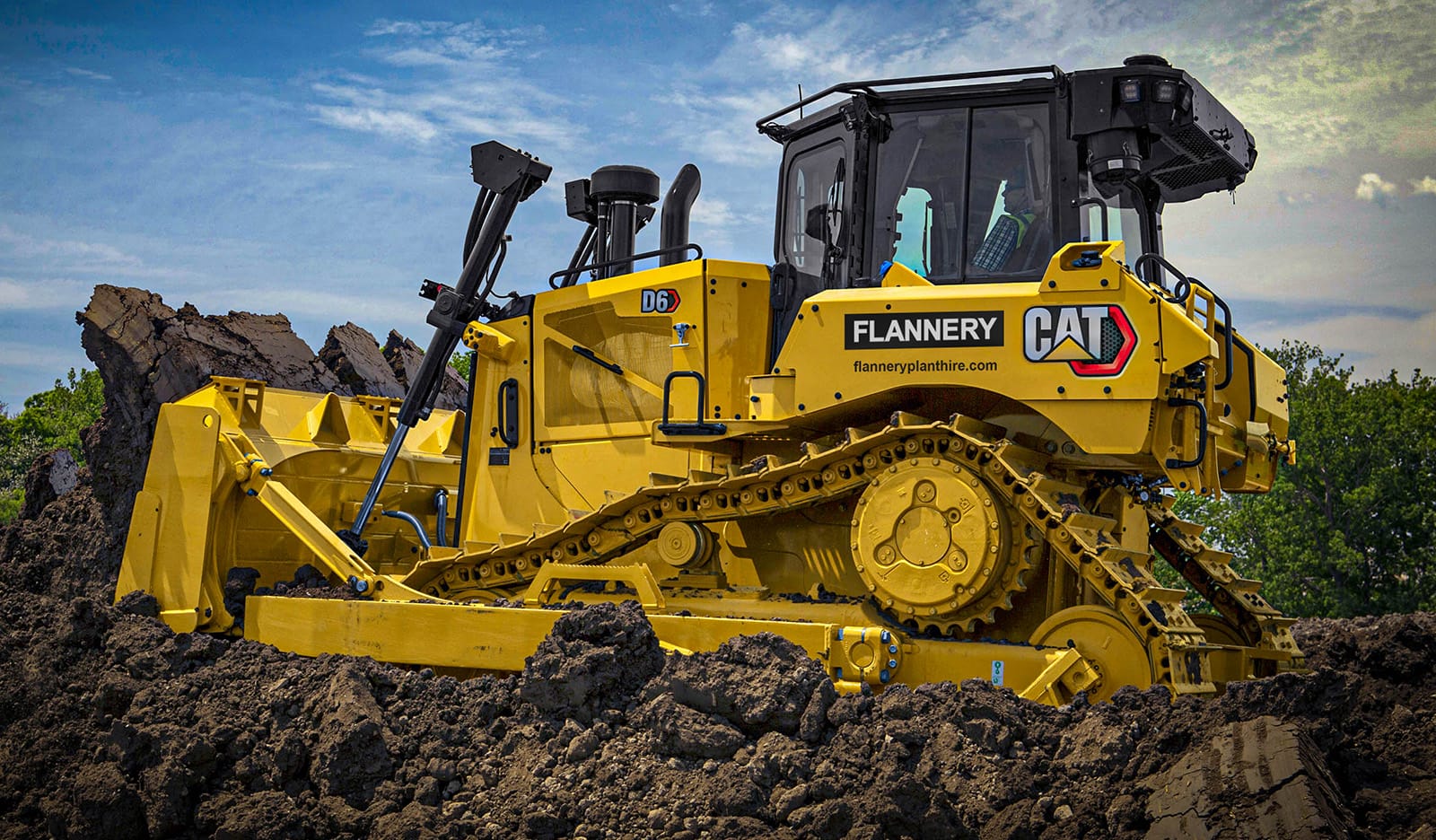 CAT D6 XE | Plant Hire UK | Flannery Plant Hire